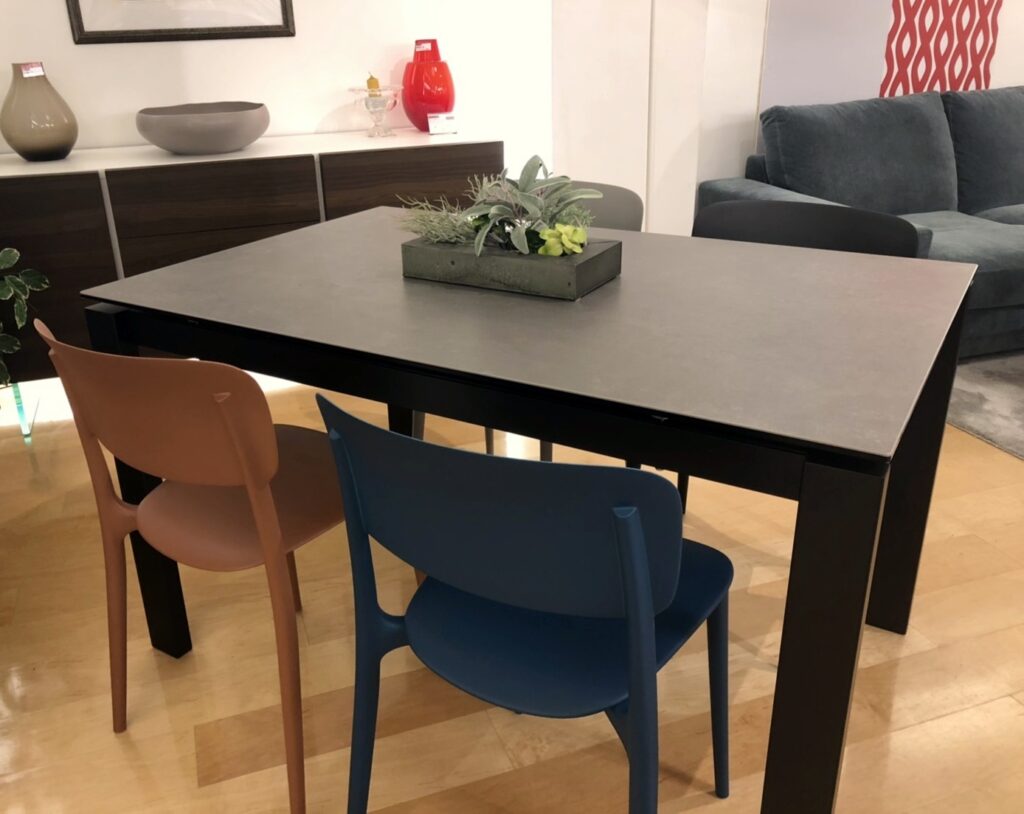 calligaris Baron – インテリアショップMARUHIKO SETAGAYA